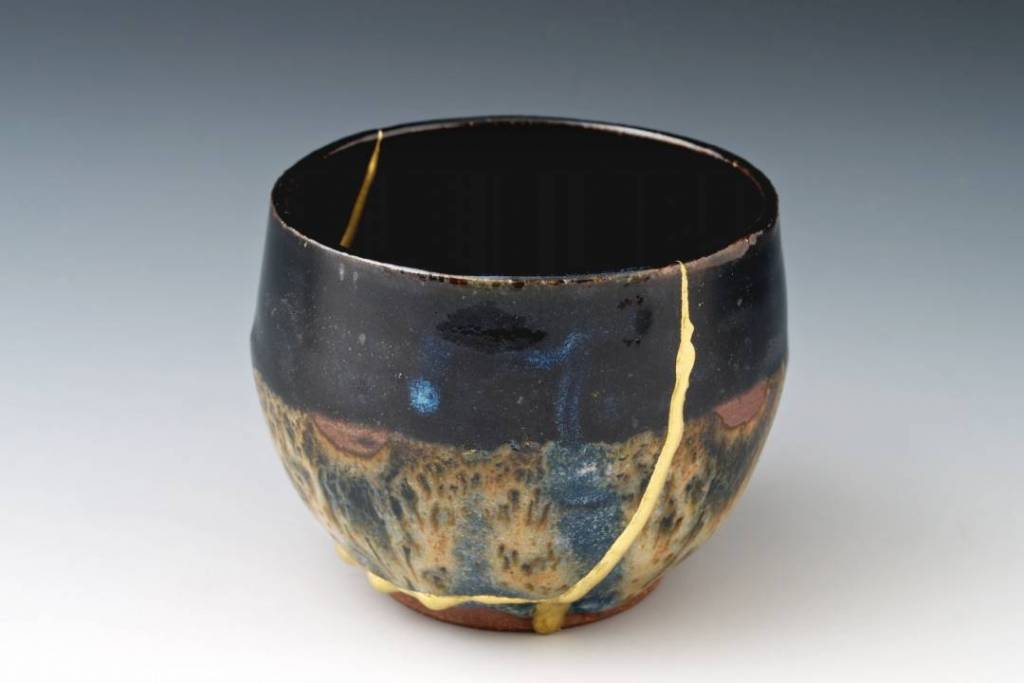 Kintsugi: Japanese Philosophy Teaches Us The Ultimate Way to Overcome ...