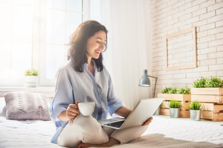 7 Steps to A Healthy WFH Morning Routine